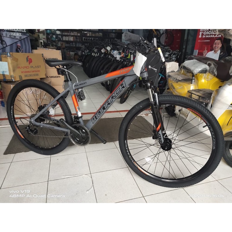 Jual SEPEDA MTB 26" POLYGON MONARCH 3 M3 TERBARU | Shopee Indonesia
