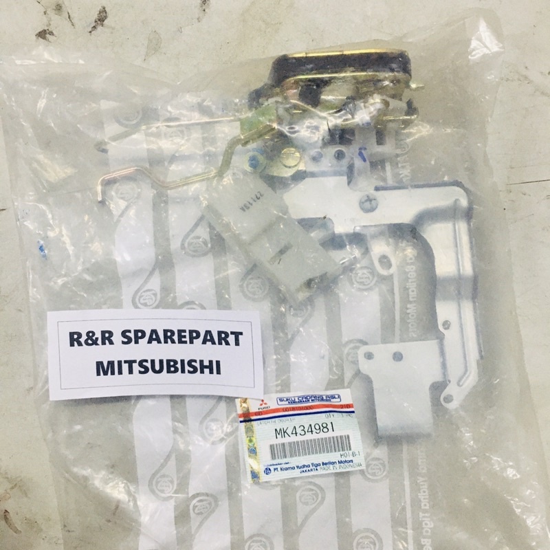 Jual Doorlock Latch door Canter 110ps 125ps Original Mitsubishi ...