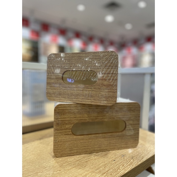 Jual MINISO Tissue box wood patern kotak tisu motif kayu | Shopee Indonesia