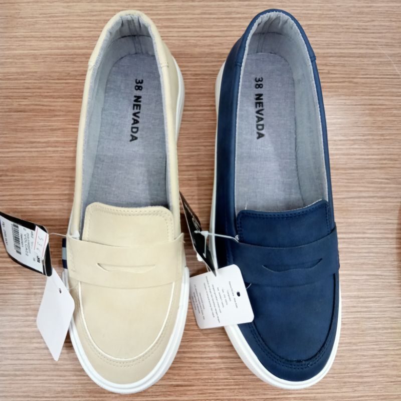 Jual Sepatu Wanita Slip On Original NEVADA Original Matahari Super ...