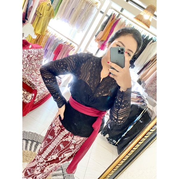 Jual brokat lace Korea ( hitam dan cream) | Shopee Indonesia