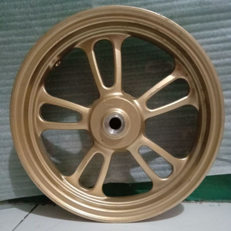 Jual Velg Racing Depan Scoopy ESP K2F Prestige Gold dan silver AHM ...