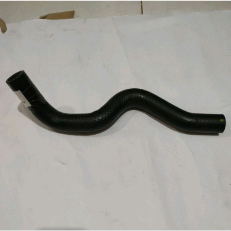 Jual Selang Radiator All new Ertiga Bawah (ORI) | Shopee Indonesia