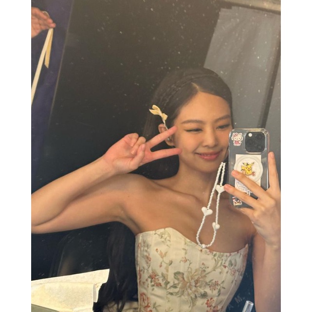 Jual JENNIE BLACKPINK STRAP PHONE WIDE LOVE HEART KPOP IDOL | Shopee ...