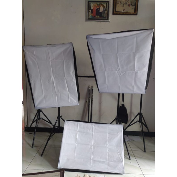 Jual SET SOFTBOX 4 SOCKET tipe CONTINUOUS merk TAFFSTUDIO + STAND BACKGROUND (LIKE NEW) | Shopee ...