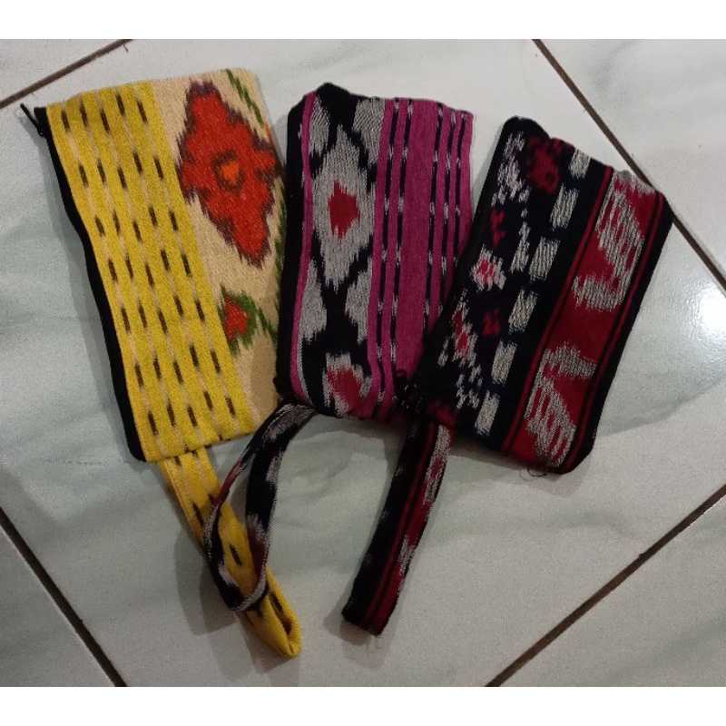 Jual Dompet tenun/paket tempat pensil/paket kerajinan tangan/seni dan ...