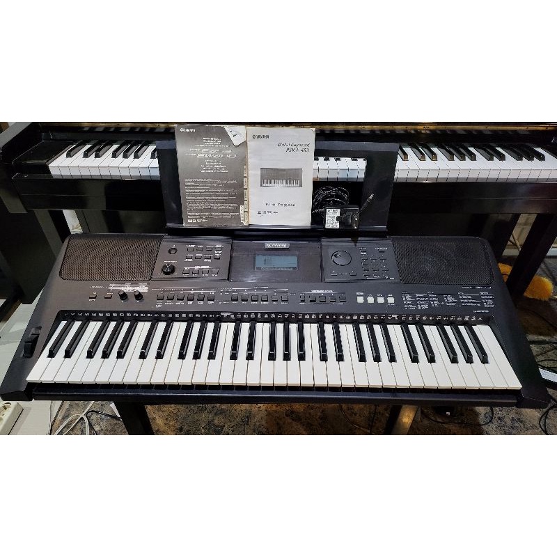 Jual Yamaha PSR E453 kondisi mulus normal plus stand dan flashdisk ...
