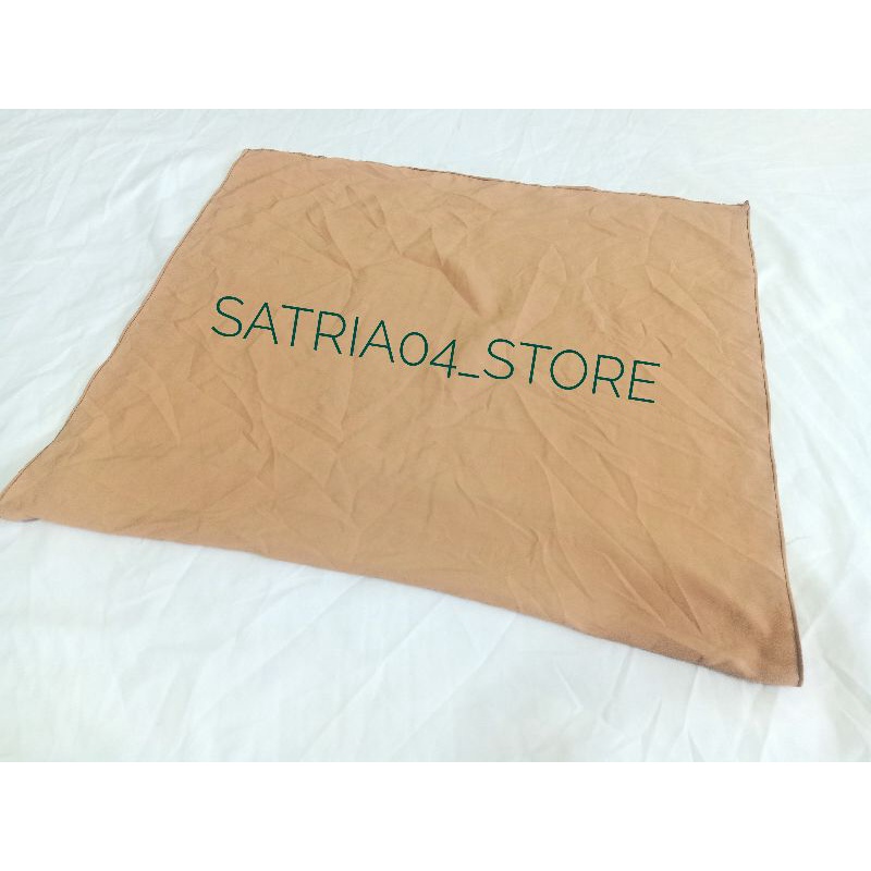 Jual SLAYER POLOS SEGIEMPAT UKURAN 90X90CM/BANDANA/SYAL/HIJAB/KERUDUNG ...