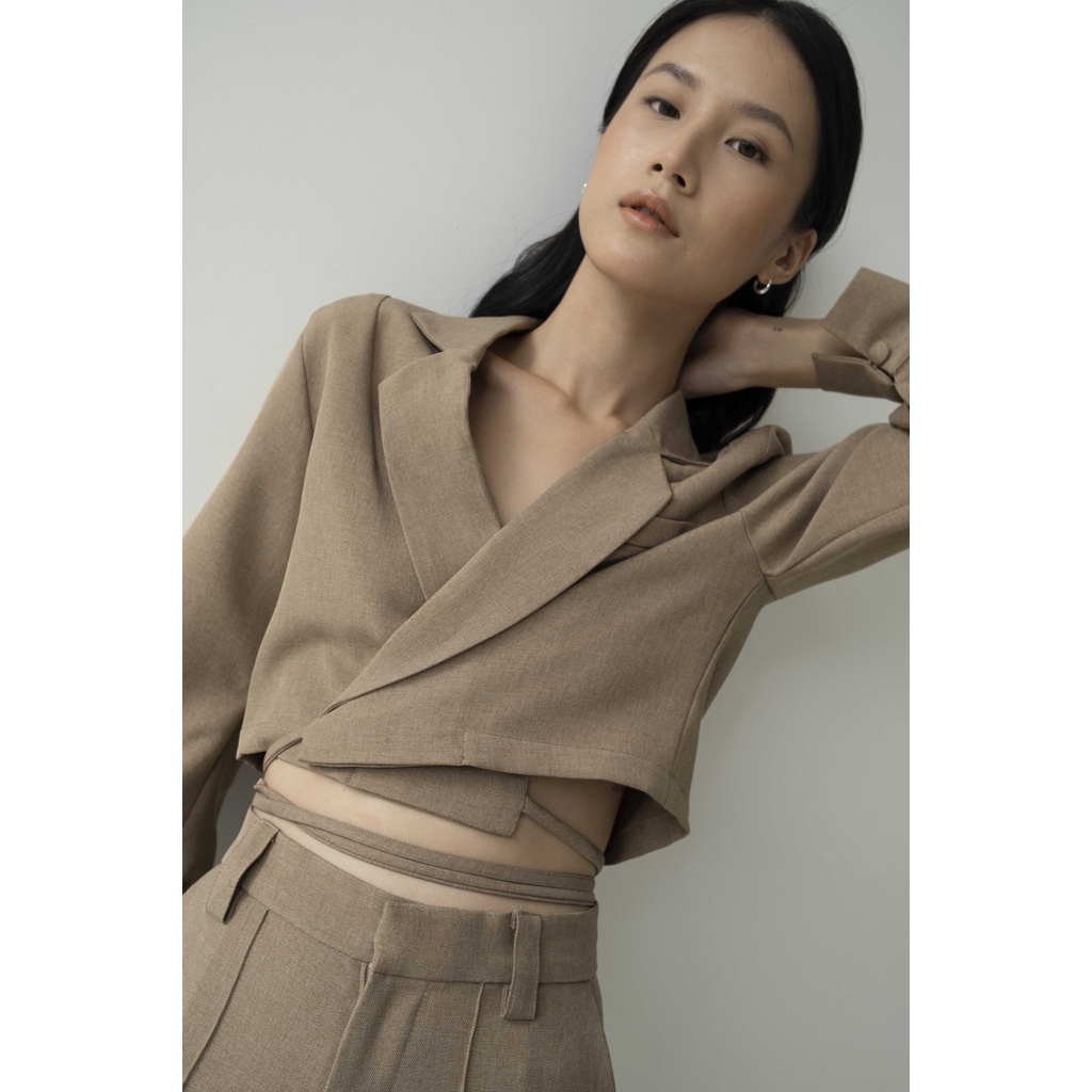 Jual VA For Dear Solange - Alexa Cropped Blazer | Shopee Indonesia