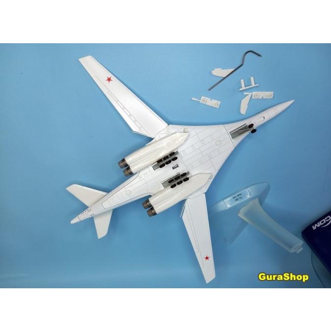 Jual Diecast Pesawat Tupolev Tu-160 Blackjack Strategic Bombers 1/200 ...