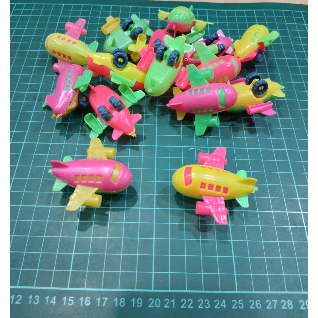 Jual MAINAN PESAWAT TERBANG ADA RODA ISI 100 PCS - WARNA CAMPUR ...
