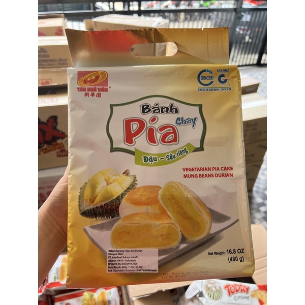 Jual Banh Pia Chay Pia Cake Durian Vietnam 400g Bakpia Durian Tan Hue ...