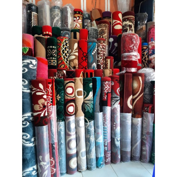 Jual ambal/karpet/permadani Moderno 2 × 3 ( 160 x 210 cm ) | Shopee ...