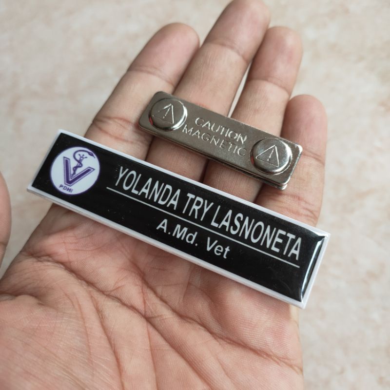 Jual Nametag Akrilik / Name Tag Akrilik / Nametag Akrilik Custom / Name ...