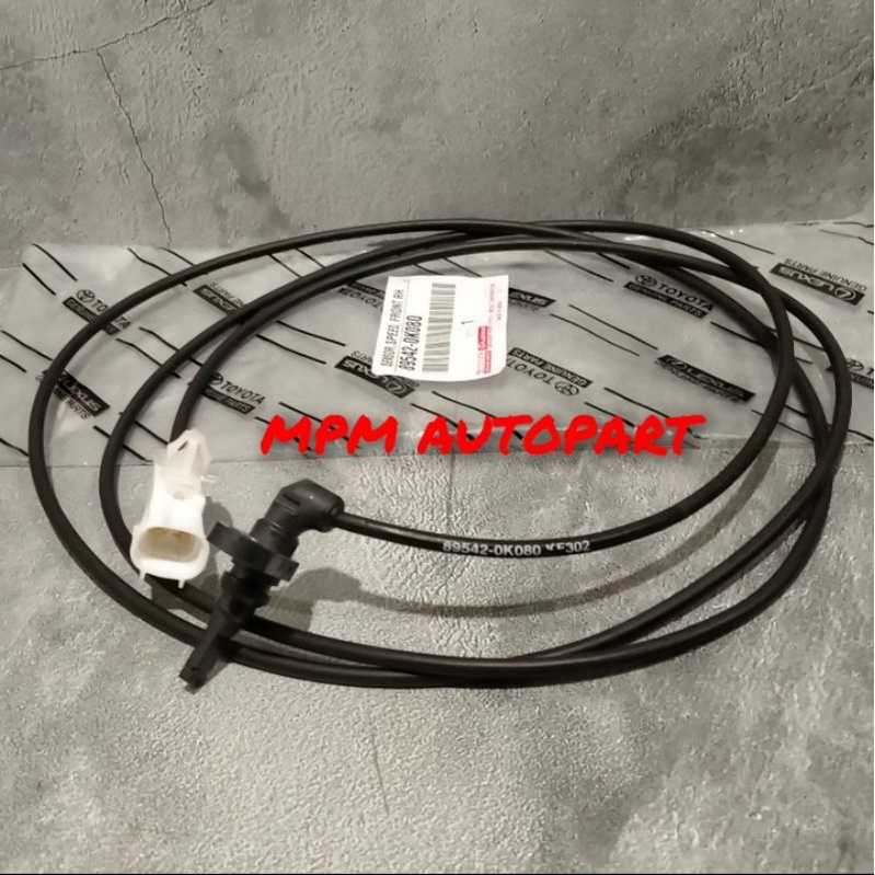 Jual sensor speed abs depan kanan fortuner vrz hilux revo original ...