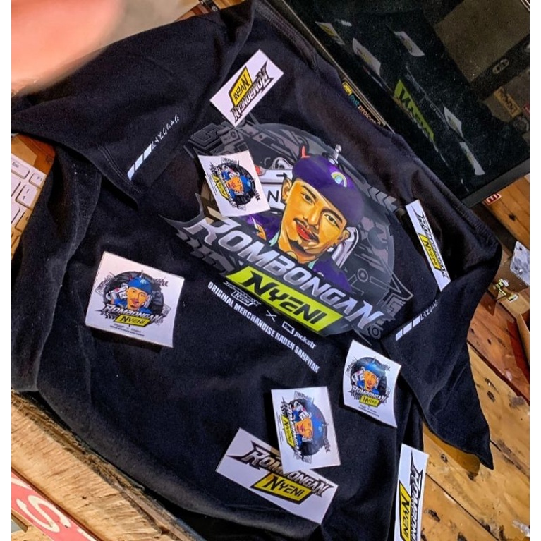 Jual KAOS ROMBONGAN NYENI | Shopee Indonesia