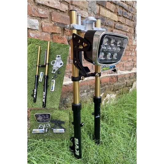 Jual paket set SHOCKBEKER shock sekok depan Rx King as GOLD SET LAMPU DAYMAKER OVAL | Shopee ...