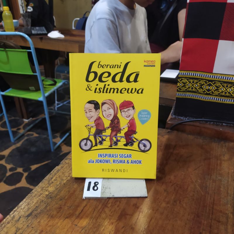 Jual BUKU BERANI BEDA & ISTIMEWA INSPIRASI SEGAR ALA JOKOWI, RISMA ...