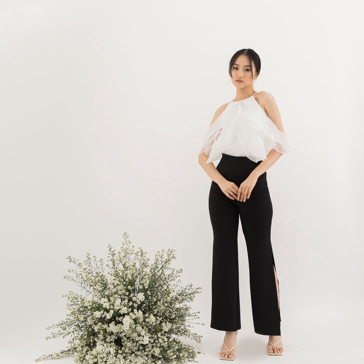 Jual Cara Woman - Clea Top | Shopee Indonesia