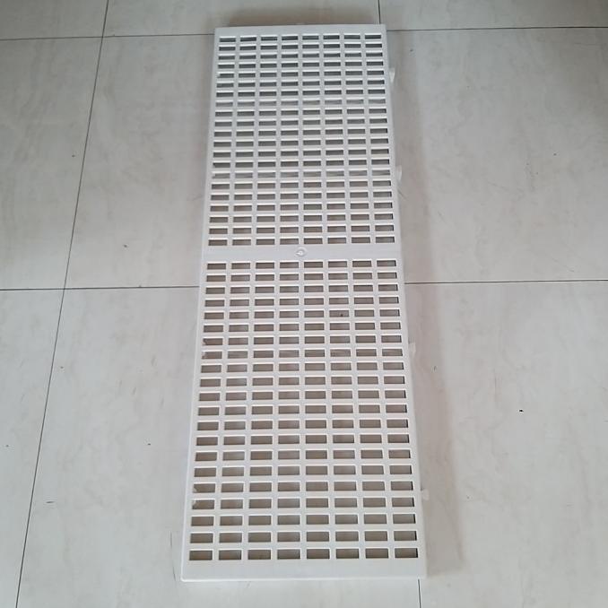 Jual JUAL MURAH PALET PLASTIK / ALAS KANDANG / TATAKAN KANDANG PUTIH 90X30X3CM | Shopee Indonesia