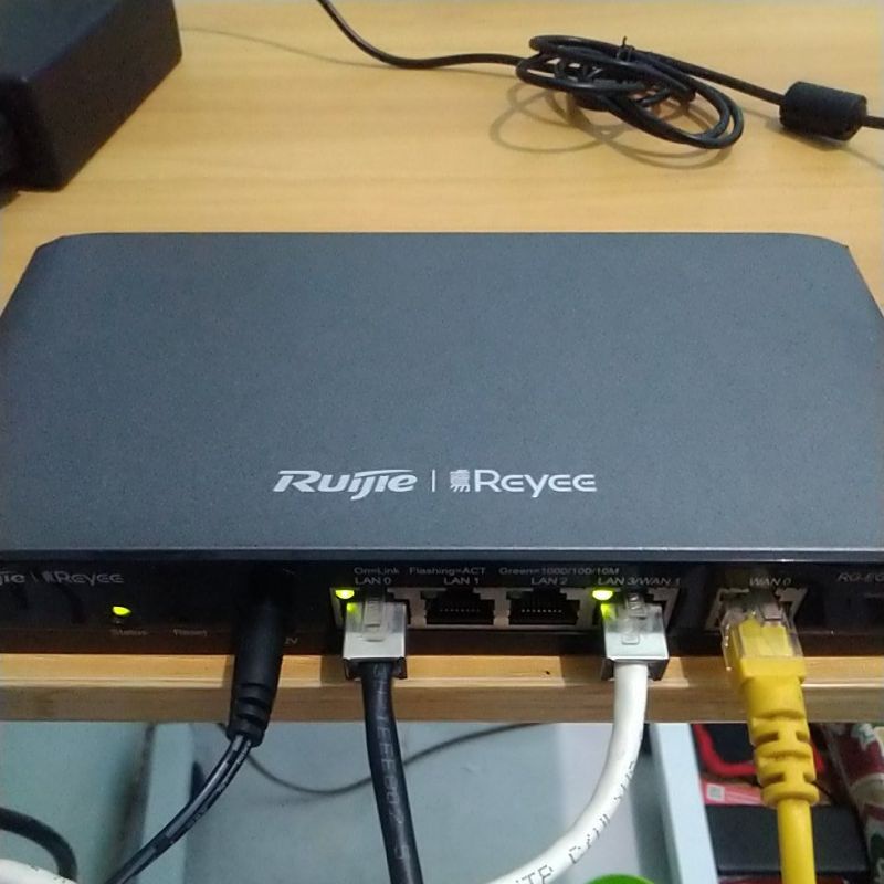 Jual Ruijie RG-EG105G v1 Reyee Cloud Manager Router | Shopee Indonesia