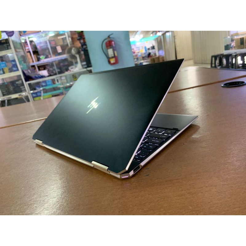Jual hp spectre x360 i7 8500 16gb 512gb 98% mulus lus | Shopee Indonesia