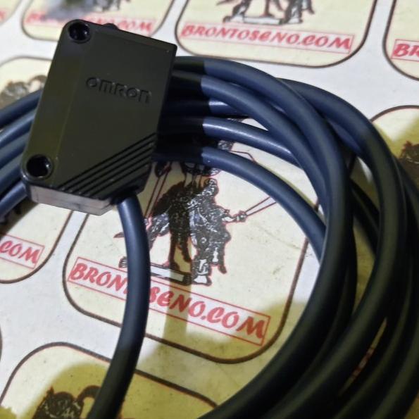 Jual E3Z-D62 original omron distance sensor jsumo robot | Shopee Indonesia