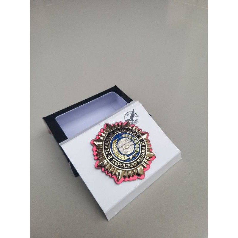 Jual pin BINMAS/PEMBINAAN MASYARAKAT EXCLUSIVE | Shopee Indonesia