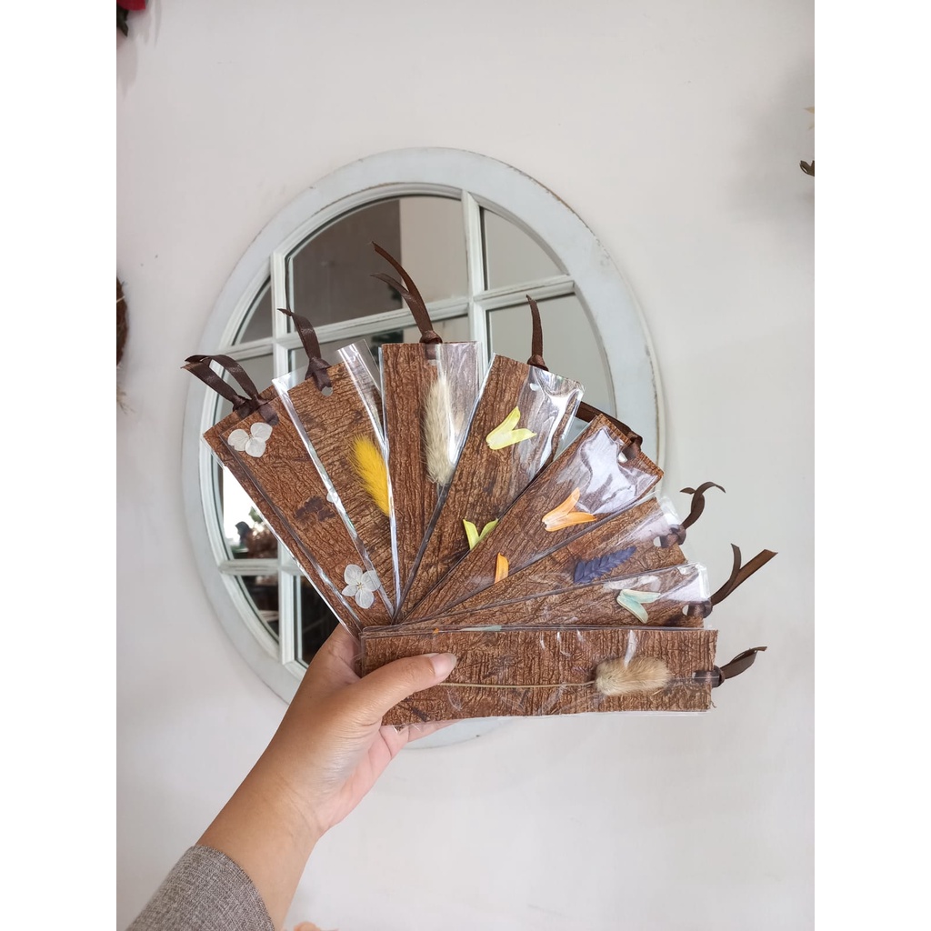 Jual Bookmark / Pembatas Buku / Paper Bookmark / Hiasan Bunga Kering ...