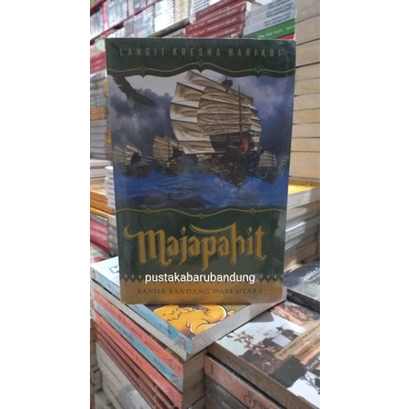 Jual Buku Majapahit jilid 3 Banjir Bandang Dari Utara Lengkap by Langit Kresna Hariadi | Shopee ...