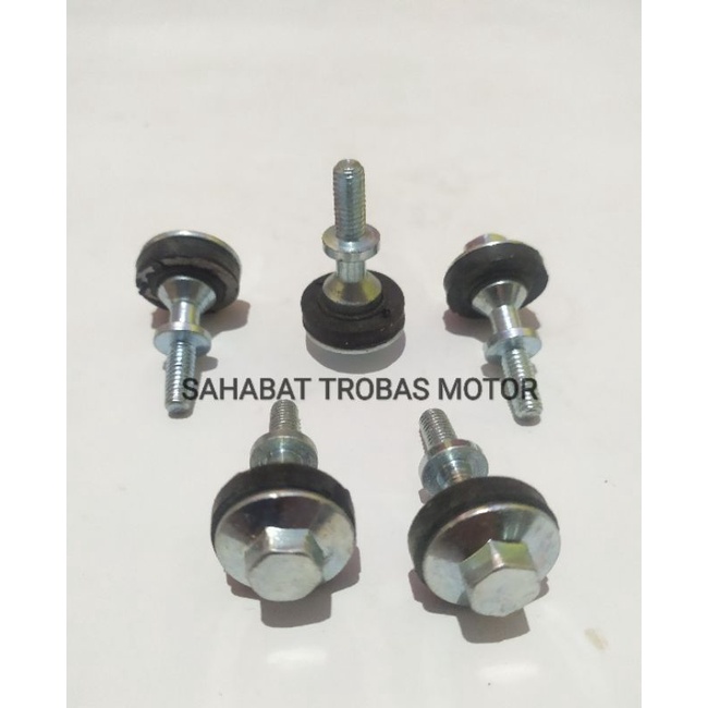 Jual Baut Silinder Head Beat, Scoopy, Vario, Revo/ Baut Head kop ...