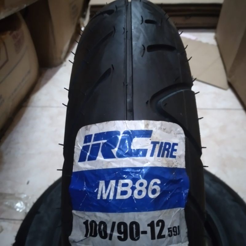 Jual BAN LUAR SCOOPY, FREEGO IRC MB86 100/90-12 TUBELESS | Shopee Indonesia