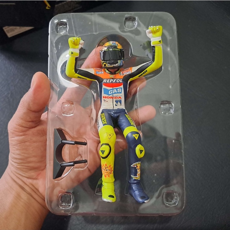 Jual RARE MINICHAMPS FIGURE VALENTINO ROSSI 2002 REPSOL #MINIATURE # ...