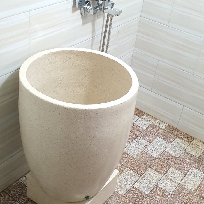 Jual Bak Bak Mandi Gentong Uin Baru Putih Gading Glossy 70X50 Minimalis ...