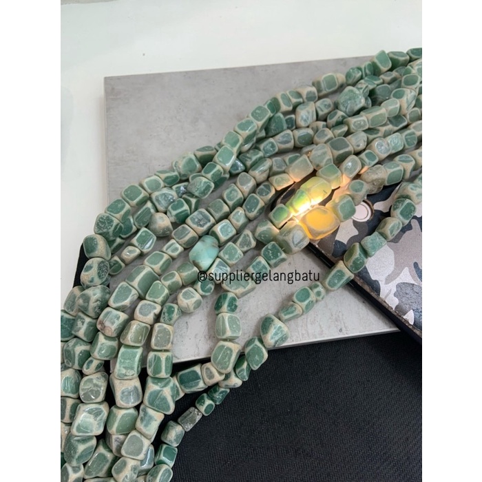 Jual bongkah rough Batu GREEN NEFRIT JADE kalimantan 20mm giok akik ...