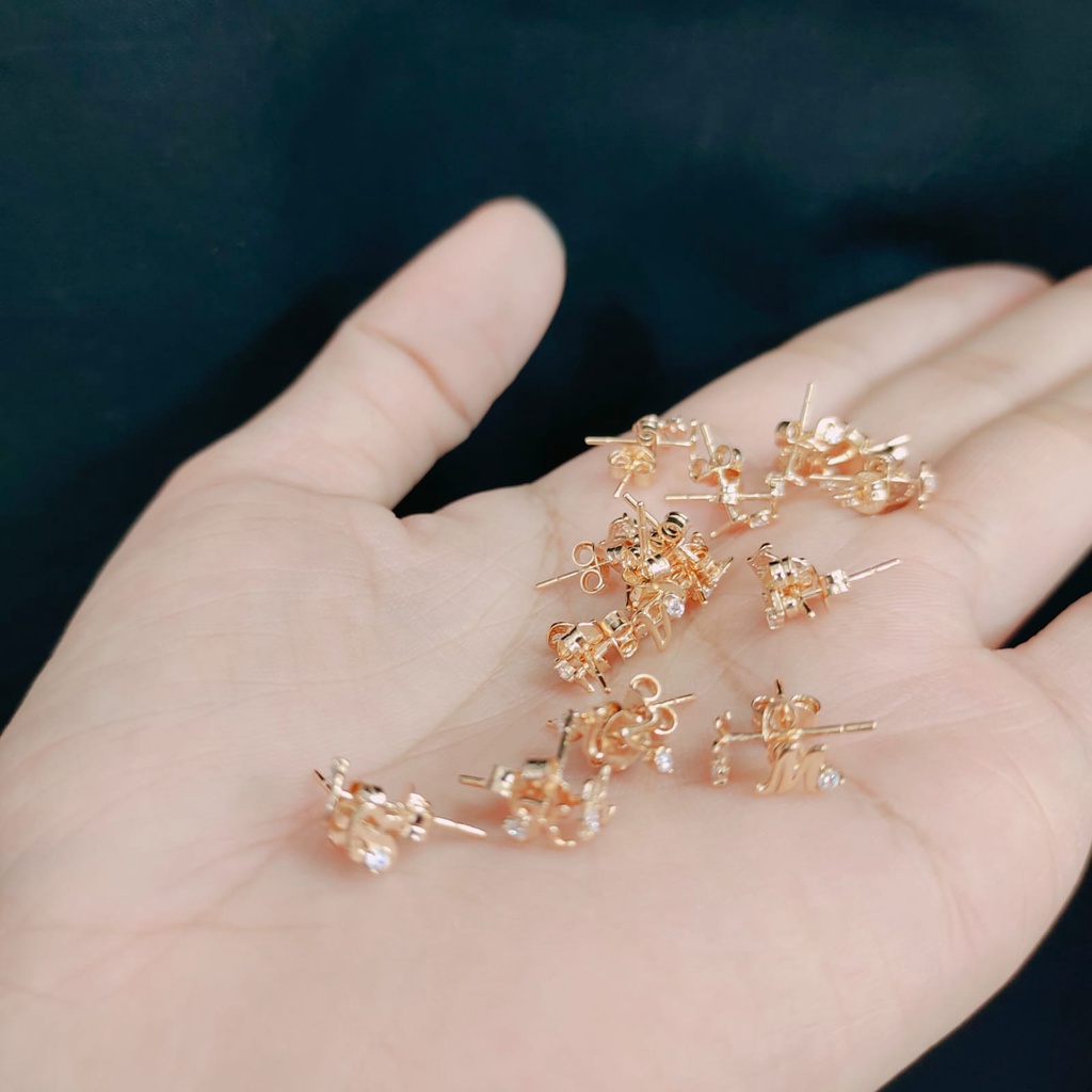 Jual giwang huruf unik cantik emas asli | Shopee Indonesia