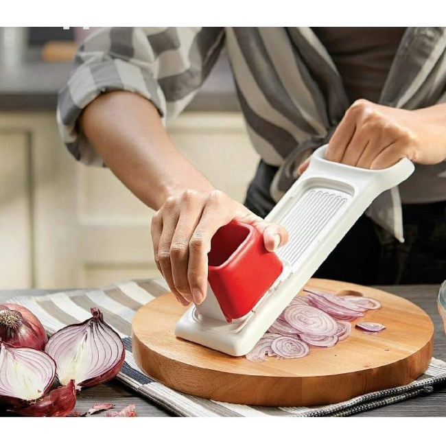 Jual speedy mando tupperware Alat Pengiris Bawang / parutan keripik ...
