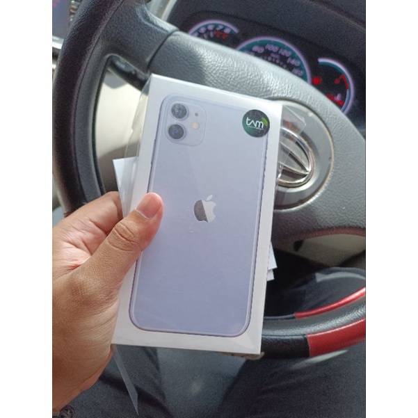 Jual Iphone 11 ibox minus layar retak | Shopee Indonesia