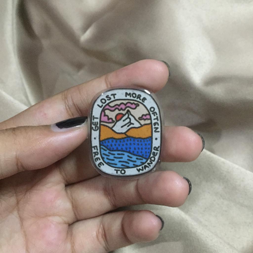 Jual (NEW) PIN ACRYLIC/ PIN AESTHETIC/ PIN TAS/ PIN KEKINIAN/ MURAH ...