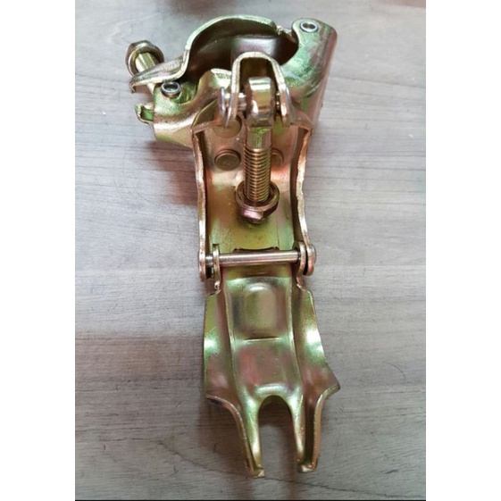 Jual Scaffolding Clamp pipa Swivel Hidup 1 dust 30 Pcs | Shopee Indonesia