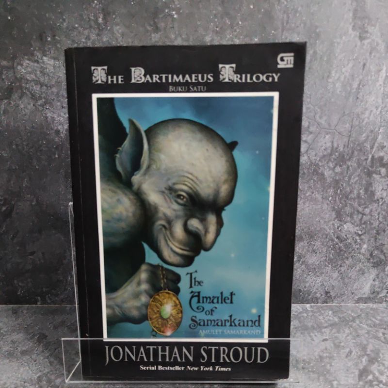 Jual Buku / Novel The Bartimaeus Trilogy, Buku Satu, The Amalet of ...