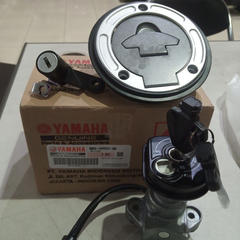 Jual KUNCI KONTAK SET / ASSY ORIGINAL YAMAHA XSR 155 / MAIN SW.STRG ...