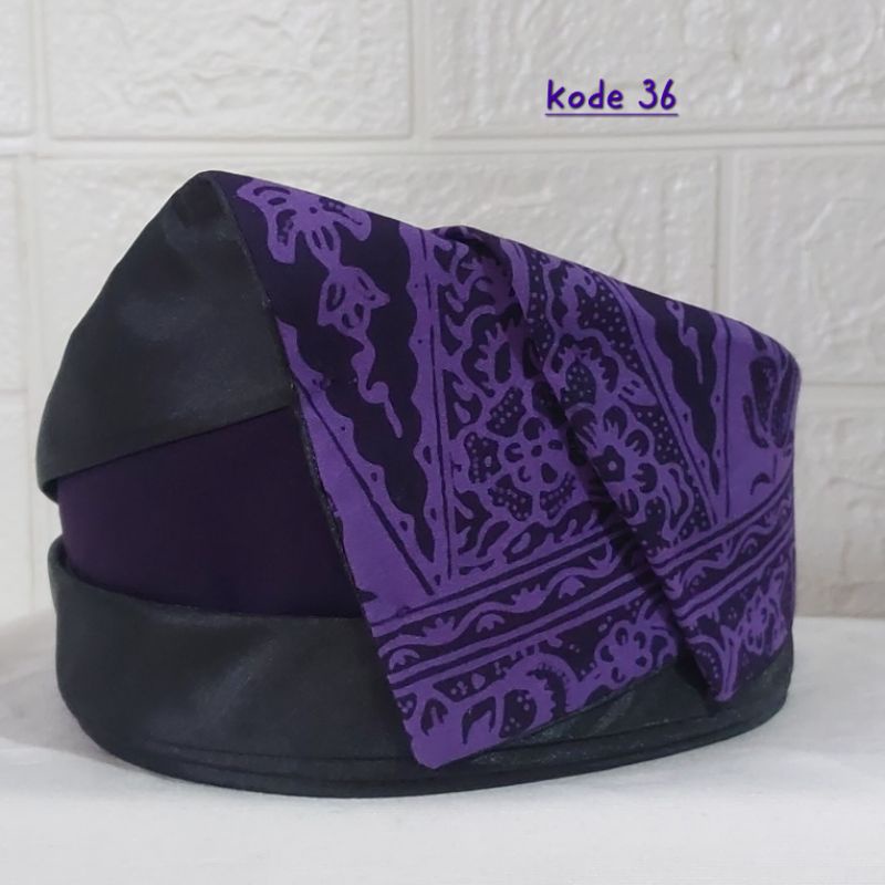 Jual lacak jambi adat ikat kepala pria tanjak jambi varian tersedia ...