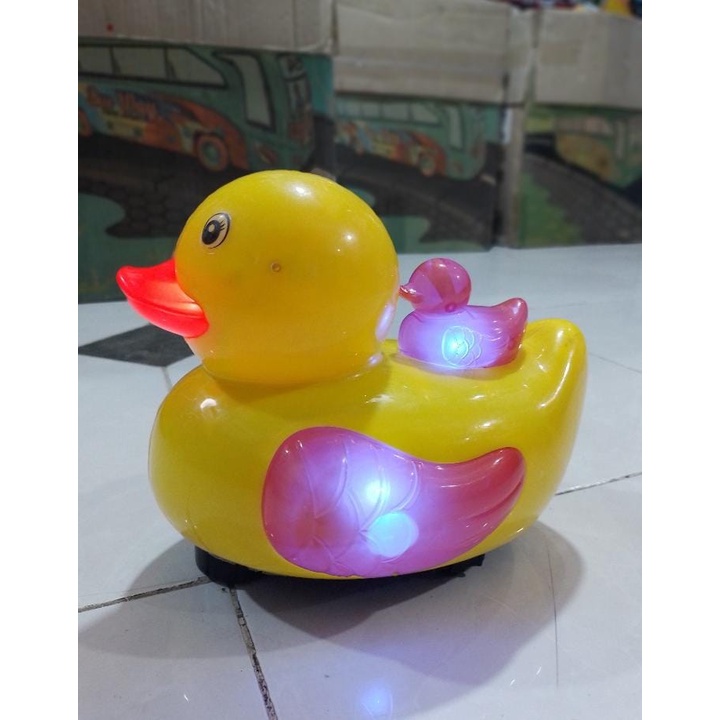 Jual Mainan Anak Bebek Bisa Nyala Lampu Dan Musik F213 /Mainan Lucu ...