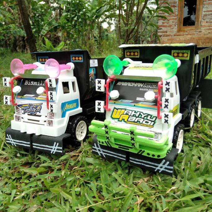 Jual Truk Mainan truck oleng dum truk mobil pelastik Modifikasi Mainan ...