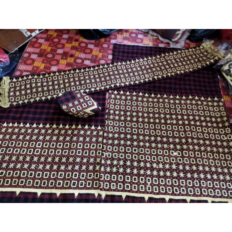 Jual Kain Tapis Kotak Lampung Asli Sulam Tangan | Shopee Indonesia