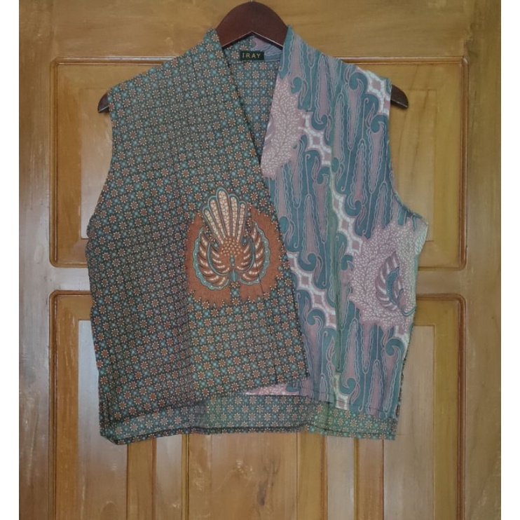 Jual Top RéI batik motif klasik & batik lawasan khas jogja | Shopee ...