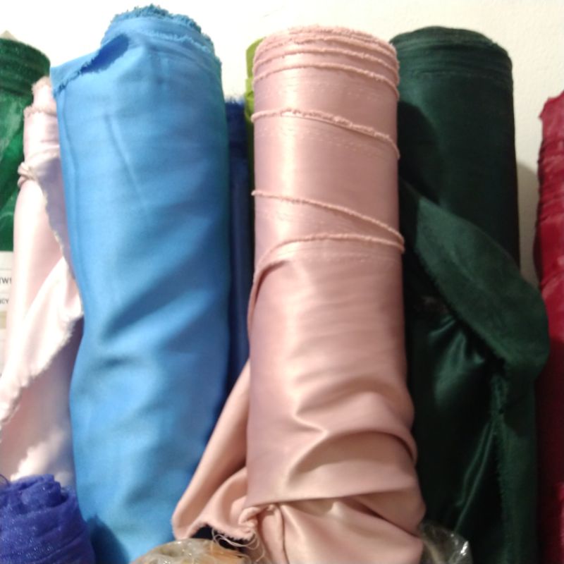 Jual Kain velvet | kain roberto meteran | Shopee Indonesia