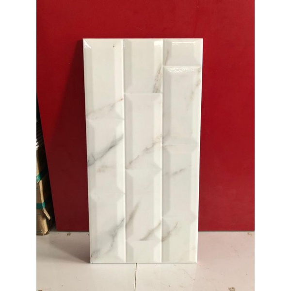 Jual Keramik Platinum Clifford Grey Emboss 25x50 | Shopee Indonesia