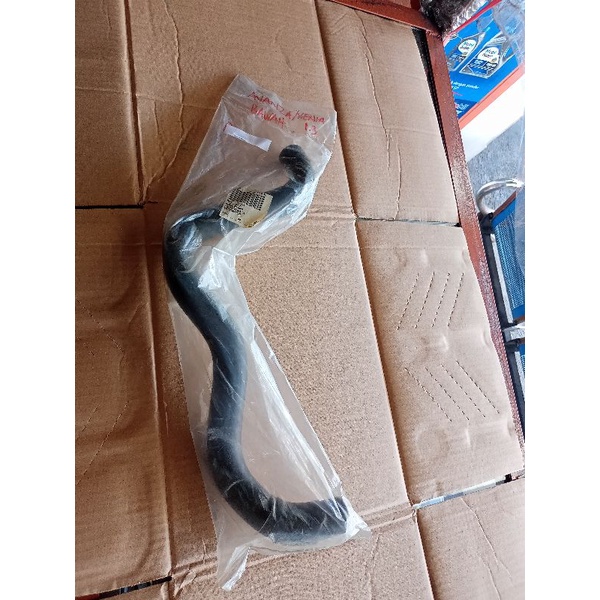 Jual Selang Radiator Avanza Xenia 1.3 lama BAWAH 16572-BZ020 1pcs ...